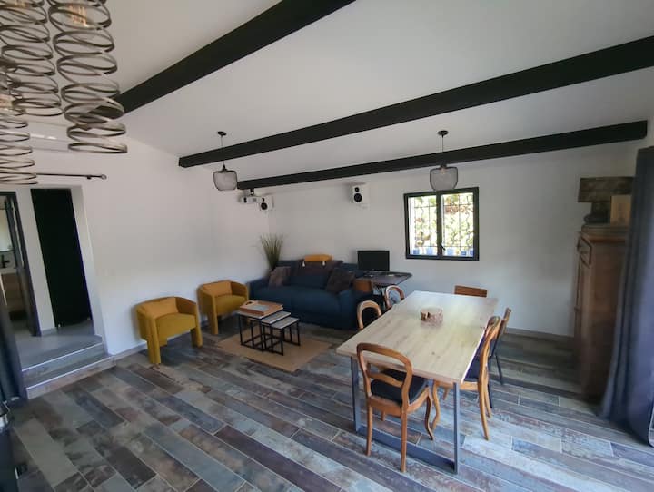 Maison D'hôte Au Calme Avec Piscine Et Jardin - Mimet