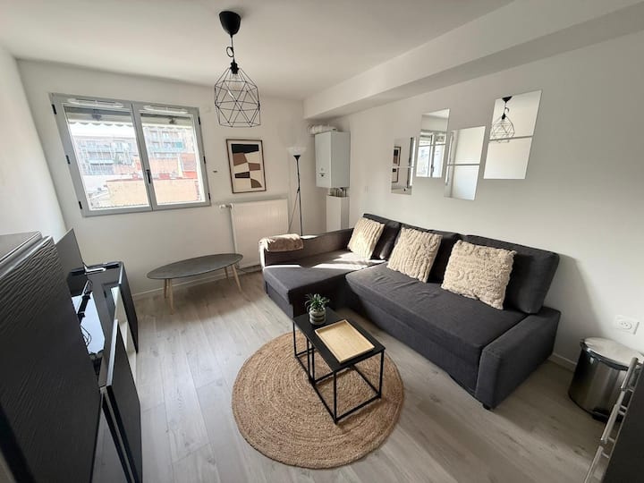 Studio Paisible Proche Métro Oullins Centre - Oullins