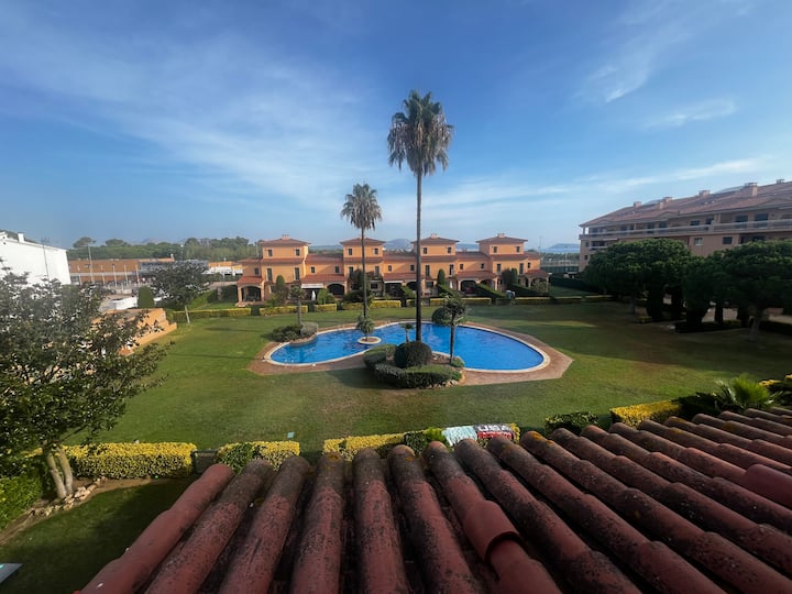 Casa Adosada 
Frente A La Playa De Pals Y Al Golf - L'Estartit