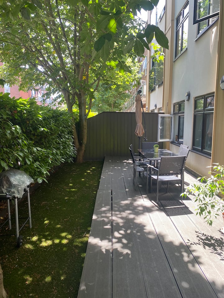 Spacious Shared Flat W/ Private Garden - Kingston upon Thames