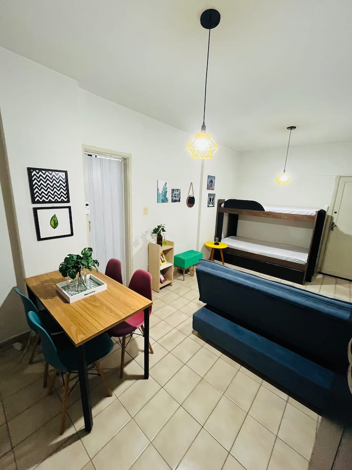 Apto Em São Vicente 2 Quadras Da Praia C/ Ar Cond. - Santos