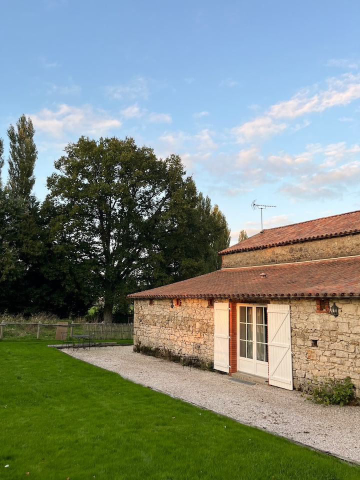 Chambre Louisette Spacieuse / Puy Du Fou - Pouzauges