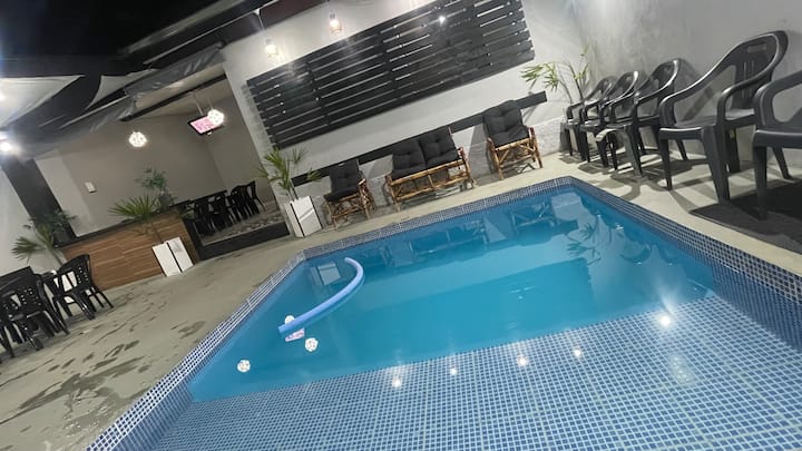 Casa /Chacrinha Com  Piscina-campo Prox. Ao Centro - Sorocaba