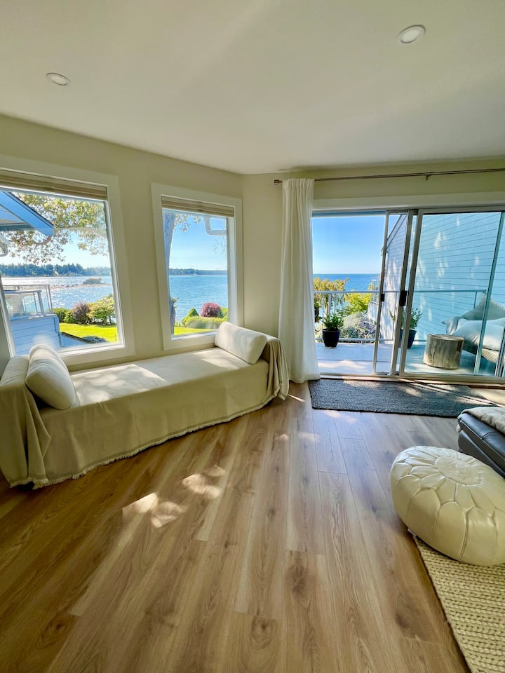 High Tide Suite:ocean Views|spa-like Bath|king Bed - Parksville