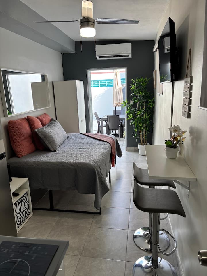 “The Cozy Córner” - Guaynabo