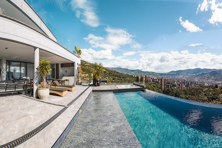 Royal Escape El Poblado 13 Bdr Provenza 7 Min Away - Medellín