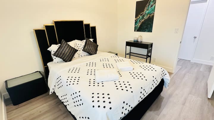 A3 Nice Queen Bedroom/close La/share Bath - Alhambra, CA