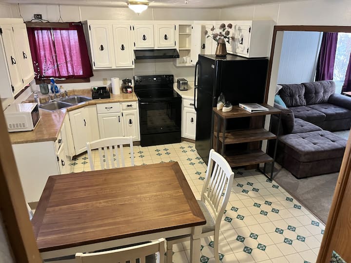 Charming Downtown Home - Fairbanks, AK