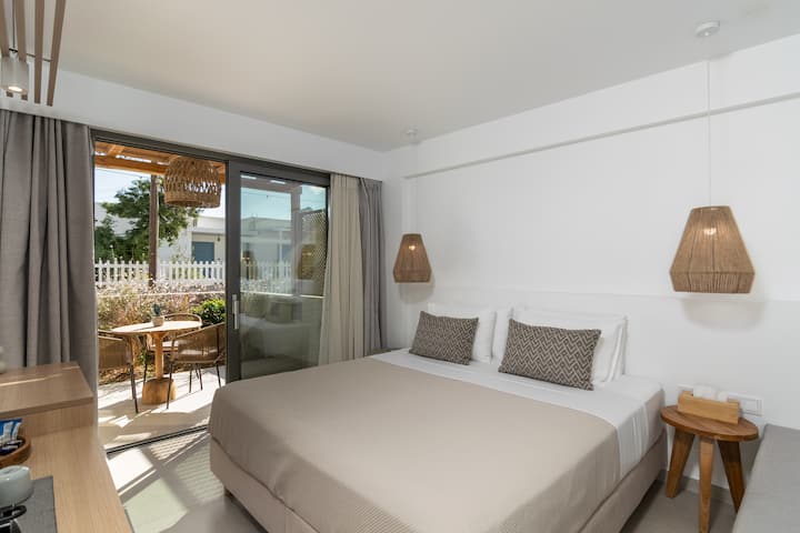Etherio Suites Milos-1. Elia - Milos