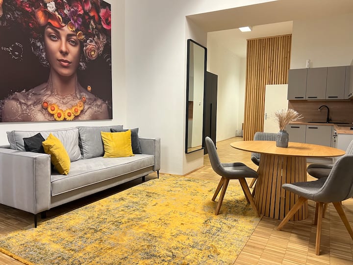 Naschmarkt Apartment - Vienna