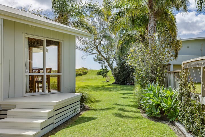 Beautiful Beach Front Bliss - Whitianga