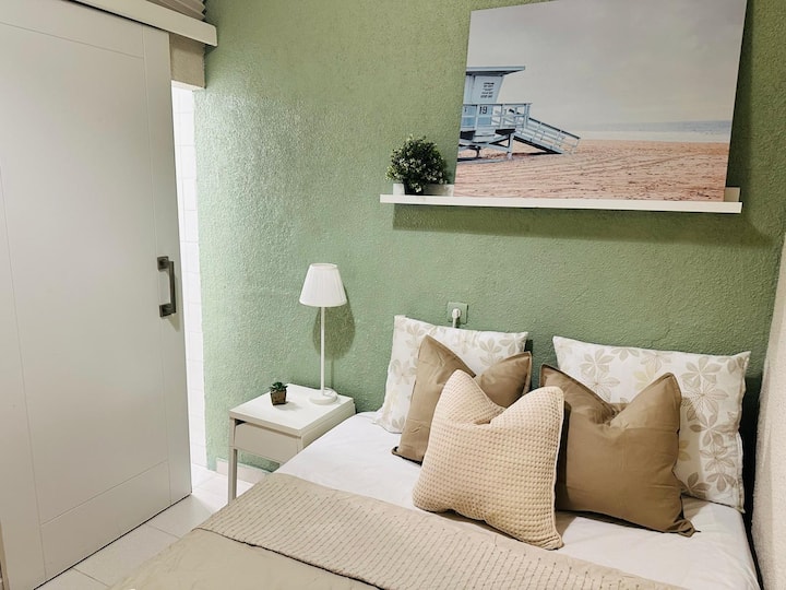 Cómodo Y Acogedor Apartamento En Atocha - San Blas