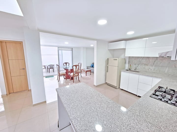 Casa En El Centro Con Terraza Y Super Ubicación - Zipaquirá