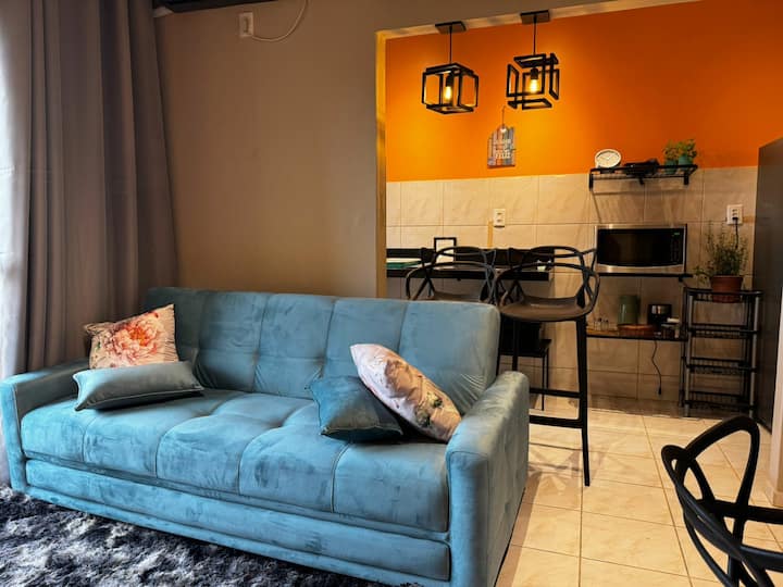 Apto No Centro: Sofá-cama, Sacada E Churrasqueira. - Lajeado