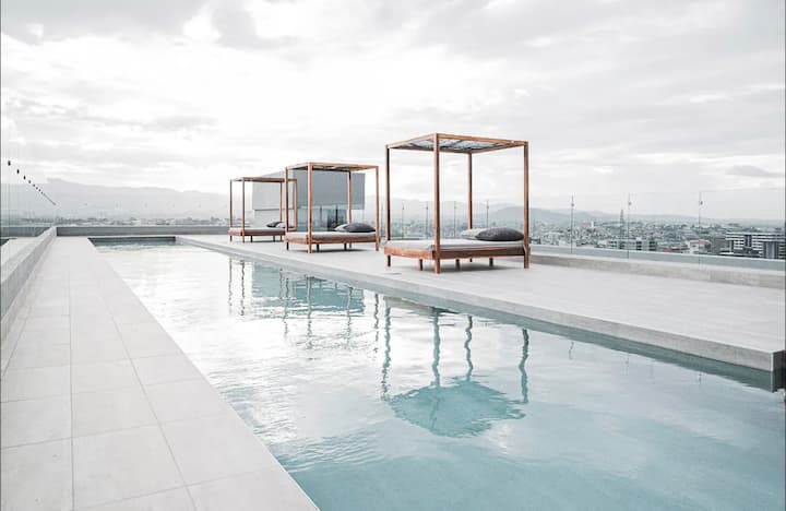 Lujoso Apartamento Con Piscina - Guatemala