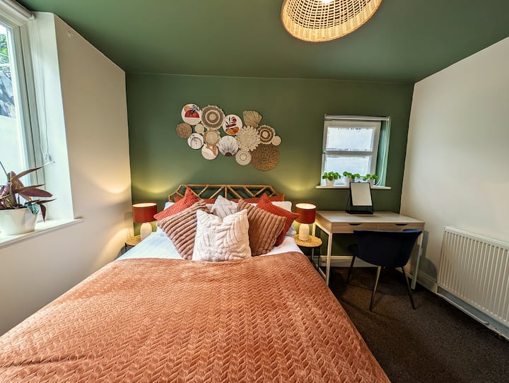 Cosy Peacehaven -Free On Site Parking Pet Friendly - Weymouth, UK