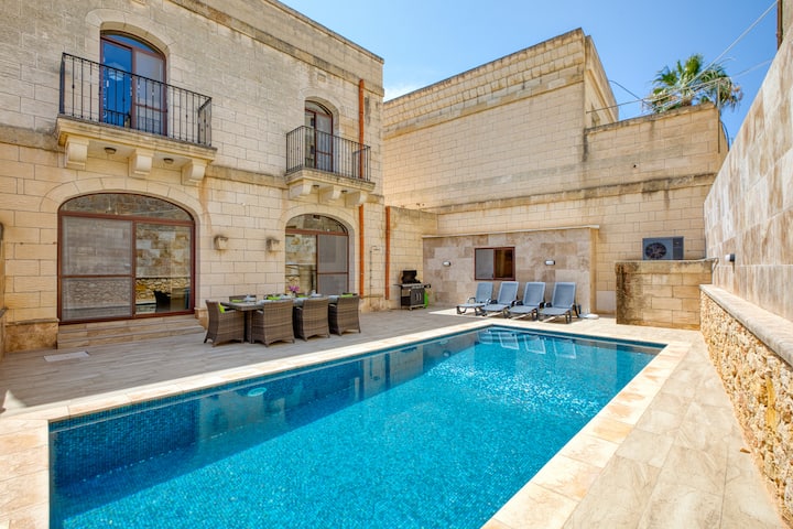 'Tal-bengi'  Villa  Indoor/outdoor Pool - Malta