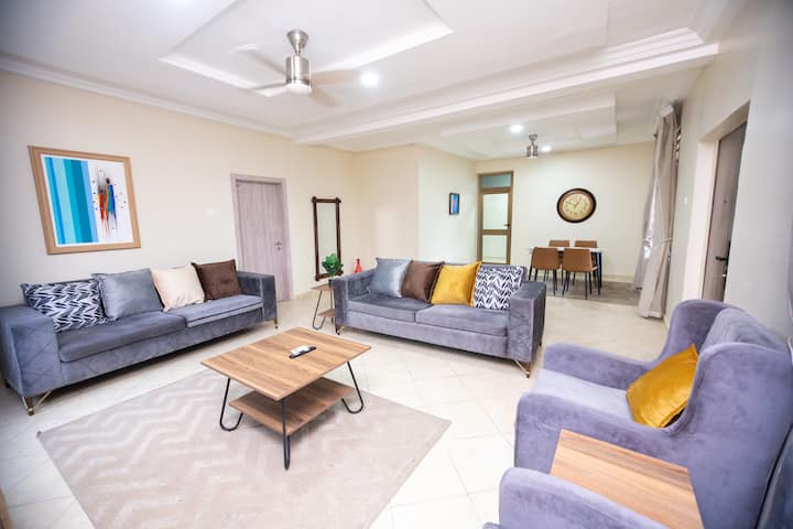 3bdrm Apt, 172m2, Gated Area, Spintex - Ghana