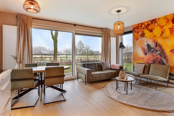 Lodge De Eekhoorn - Nabij Bos, Weilanden & Sauna - Nijkerk