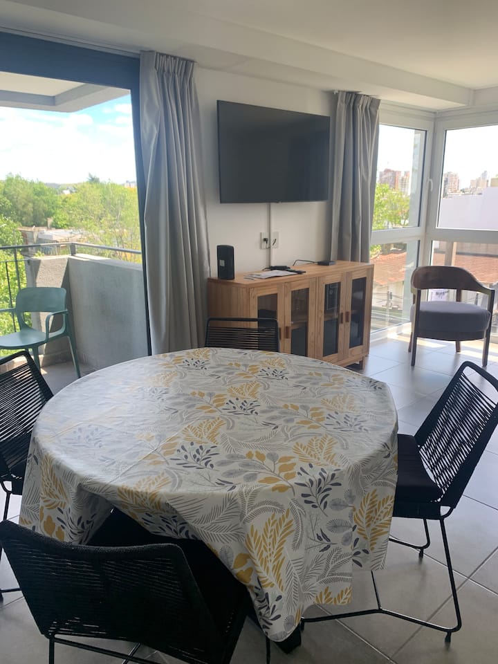 La Sierra Y La Ciudad Juntas! - Argentina