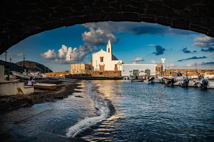 Via Roma 55.
Il Tuo Loft Nel Cuore Di Lipari. - Lipari