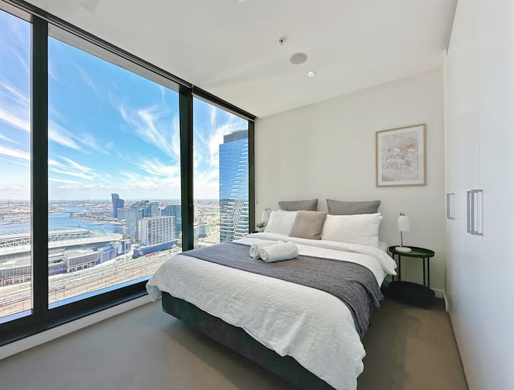 Cozy 2 Bedrooms/harbor View Apt/sky Bus/gym/pool - Melbourne
