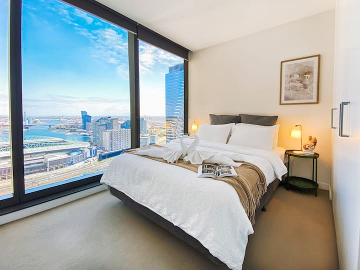 High Floor Harbourfront Views/gym&pool/airport Bus - Melbourne