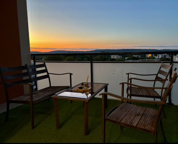 Appartement Moderne Avec Terrasse • Vue Dégagée - Saint-Chef