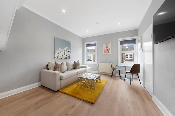 Spacious 2br Loft Apartment In Maida Vale Sleeps 6 - London, UK