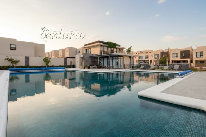 Depto Cálido Con Alberca, Gym Y Wifi Veloz |Zákia - Querétaro