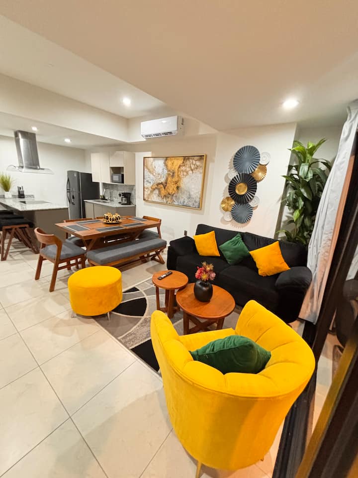 Departamento En El Malecón Con Vista Al Mar - Mazatlan