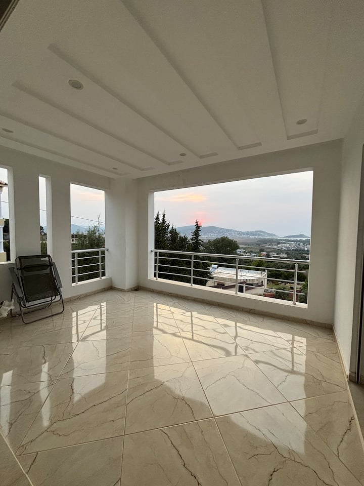 Villa Luxueuse à Tabarka à Louer Par Nuitée - Tabarka