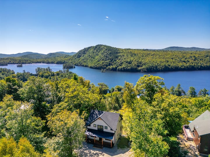 Panoramic Lake-view Retreat | Hot Tub & Game Room - Maine