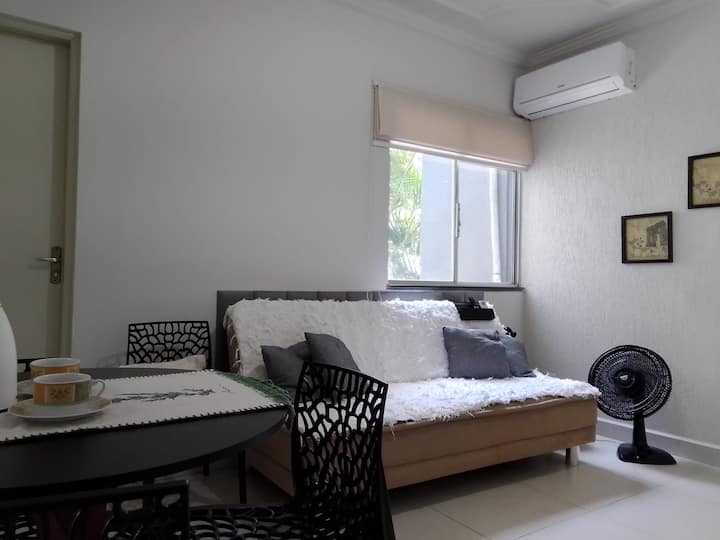 Apto Confort Simples Perto Parque Sabiá 2 C/ Ar - Uberlândia