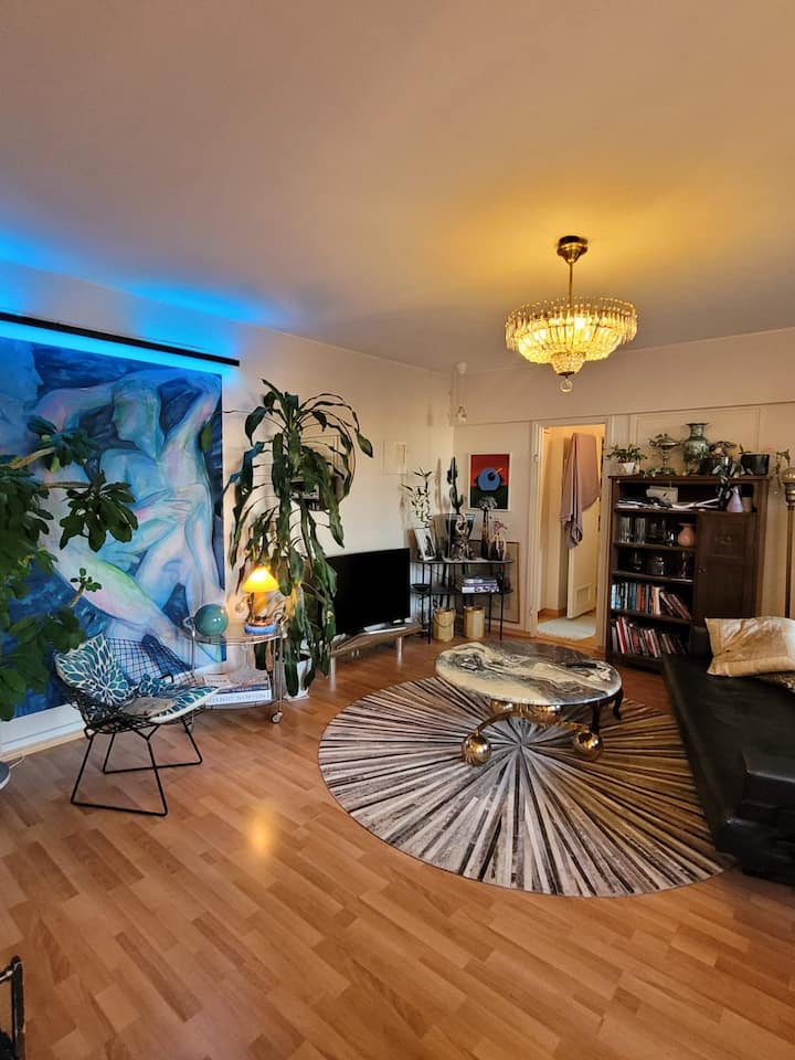 Inspiroiva Ja Tilava Kaksio - Helsinki