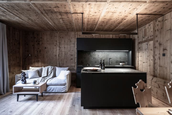 The Parlour - 15th-century Heritage Retreat - Brixen
