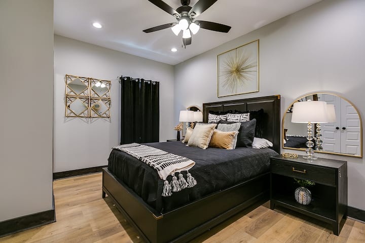 Brand New! Luxe Haven/2 Br-2.5ba - San Angelo, TX