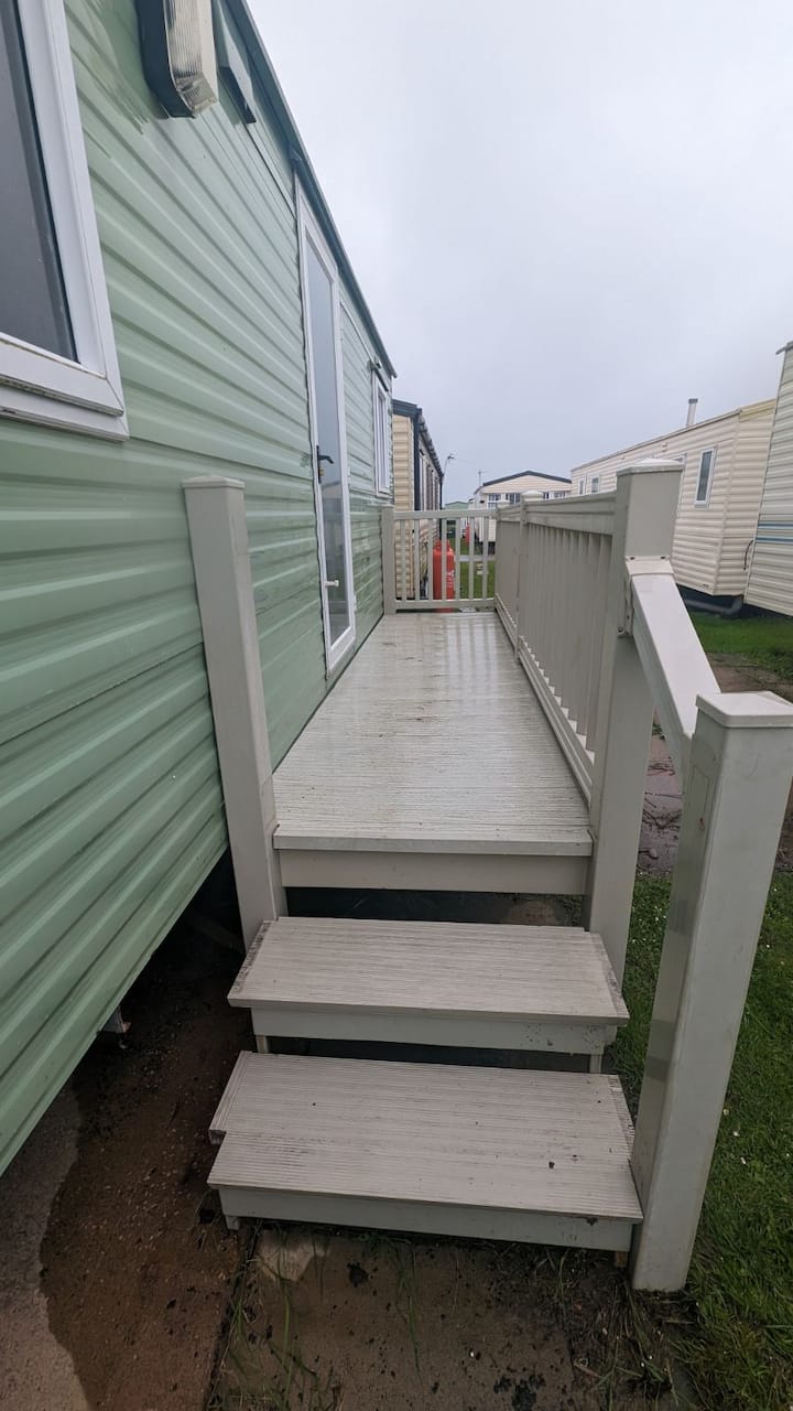 Home From Home - Towyn