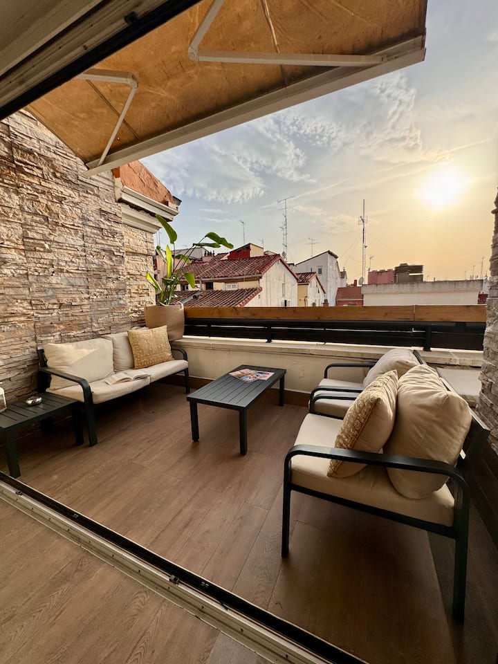 2. Casa Con Terraza En El Centro - Estación de Vallecas - Madrid