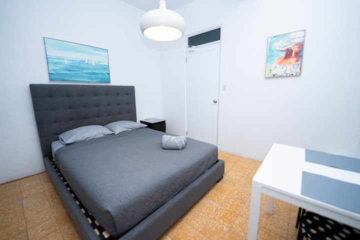 #10 Atlántico Urbano-private Room/shared Bathroom - Aguadilla