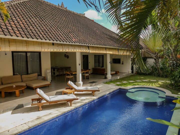 2 Bedroom Villa Seminyak
- Private Big Pool - Bali