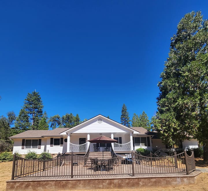 White House Ranch - Bass Lake, CA