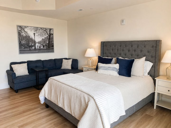 Lasalle Loft City Hideaway - Notre Dame, IN