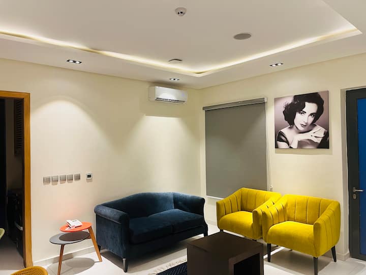 Oasis- Stylish 1br Apt W/pool/gym In Ikoyi - Lagos