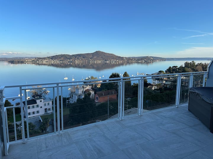 Appartamento Intero Con Terrazza Ed Vista Lago - Meina