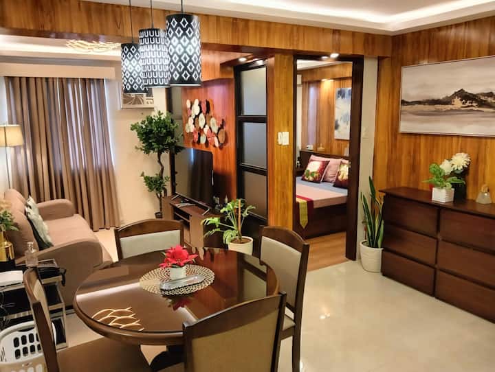 Executive Suite Condo Unit 1 @ Marina Spatial - Dumaguete