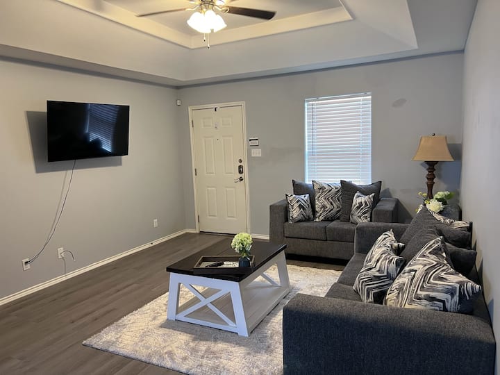 Home Away From Home#3 - Edinburg, TX