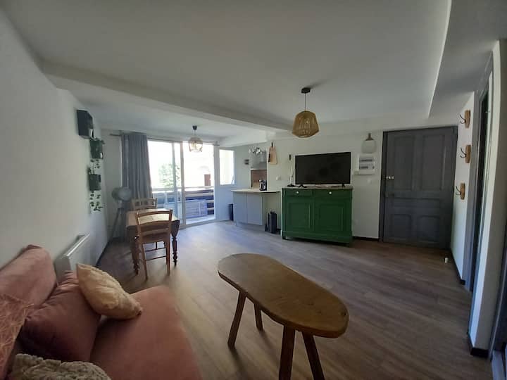 Une Terrasse Dans Le Sud - Clermont-l'Hérault