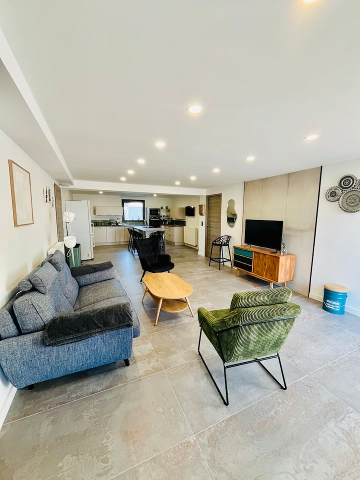 Toussieu Cosy 3 Chambres, Jacuzzi Et Parking Privé - Saint-Laurent-de-Mure