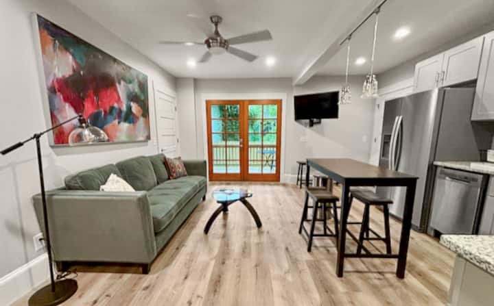 Downtown Asheville View Home W/ Private Apt & Deck - Asheville, NC